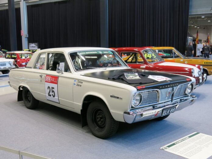 Päivän ralliauto: Tässä jenkkiautossa piti kesälläkin käyttää ...