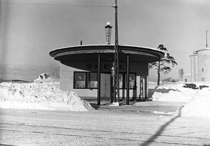 Päivän huoltoasema: Helsingin Töölöntorin Shell 1930-luvulla - Autotoday