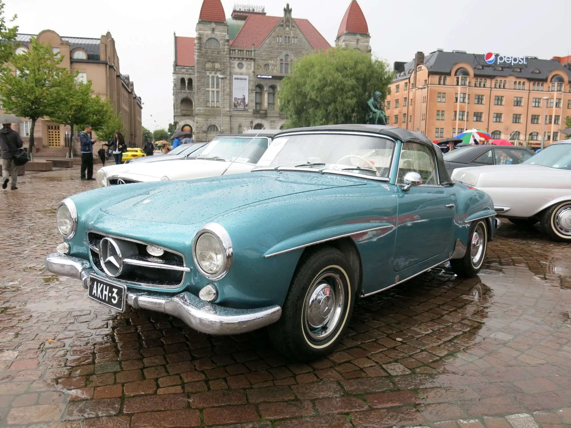Päivän urheiluauto: Monsieur Mossen Mersu - Autotoday