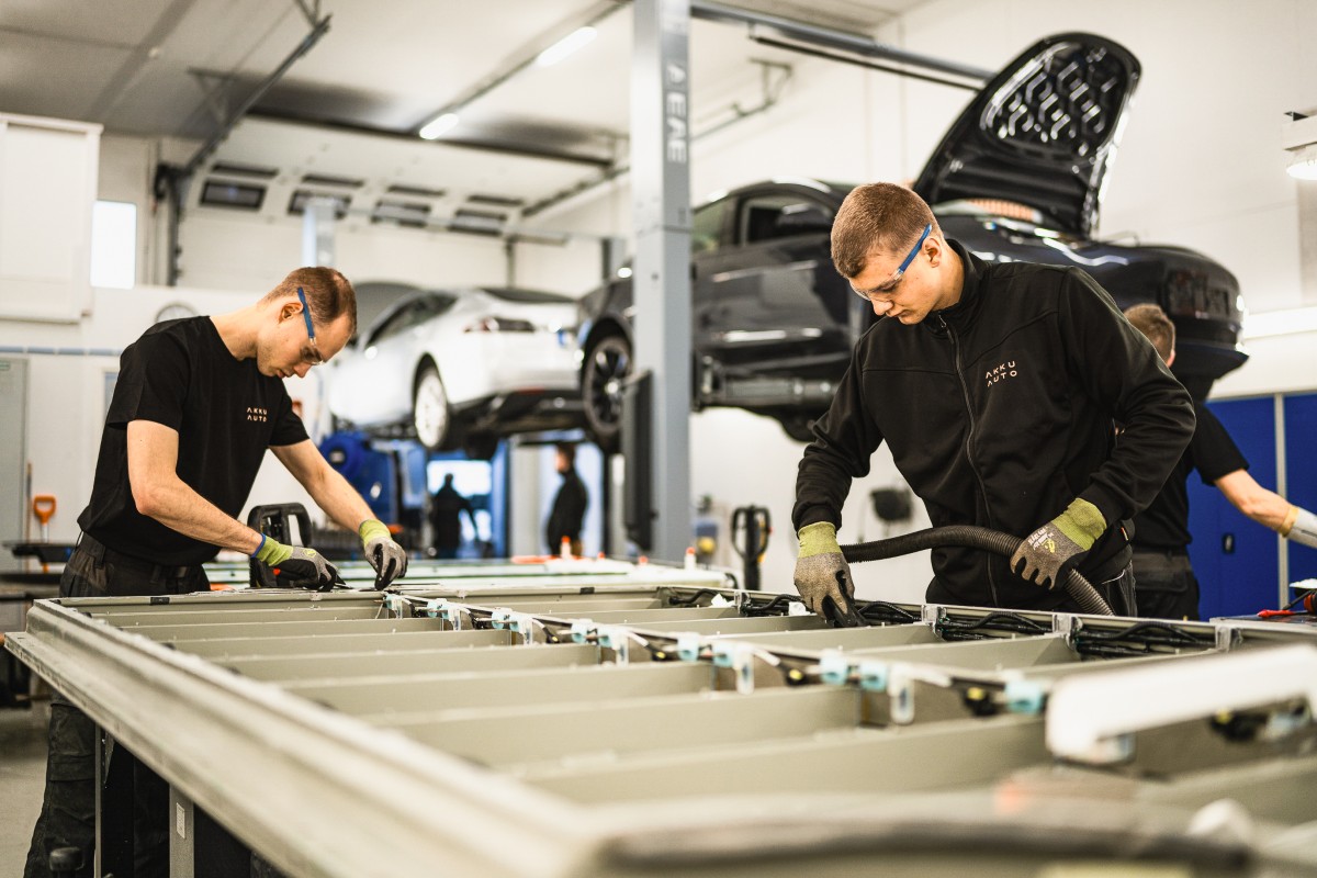 Tällä kotimaisella palvelulla voidaan suojautua sähköautojen ...